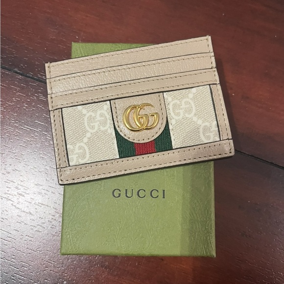 Gucci | Accessories | Gucci Tan And Cream Card Holder With Gold Logo ...